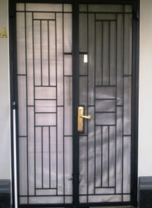 √ 32 Model Teralis Pintu Minimalis Modern 2023 Paling Aman