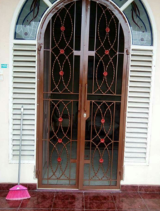 √ 32 Model Teralis Pintu Minimalis Modern 2023 Paling Aman