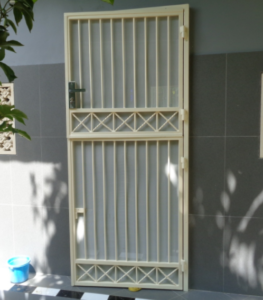 √ 32 Model Teralis Pintu Minimalis Modern 2023 Paling Aman